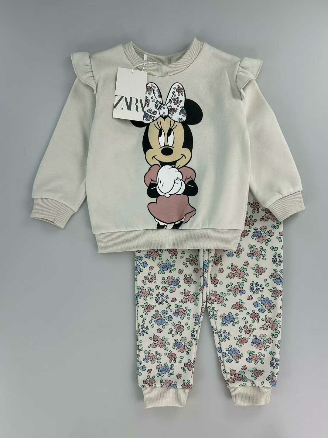 Комплект одежды