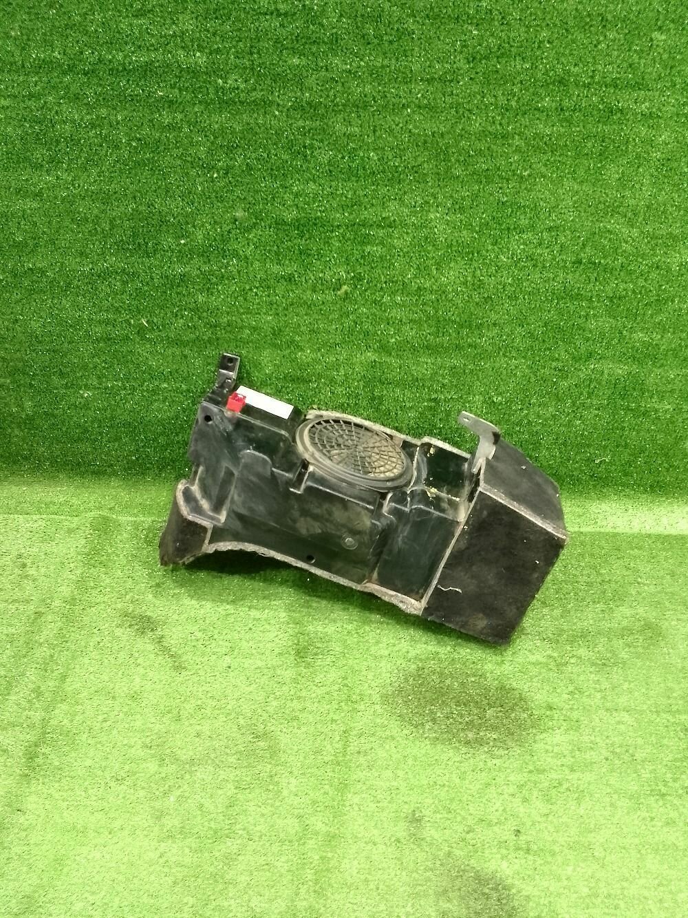 Сабвуфер Audi A6 Allroad Quattro C5 Б/У с пробегом