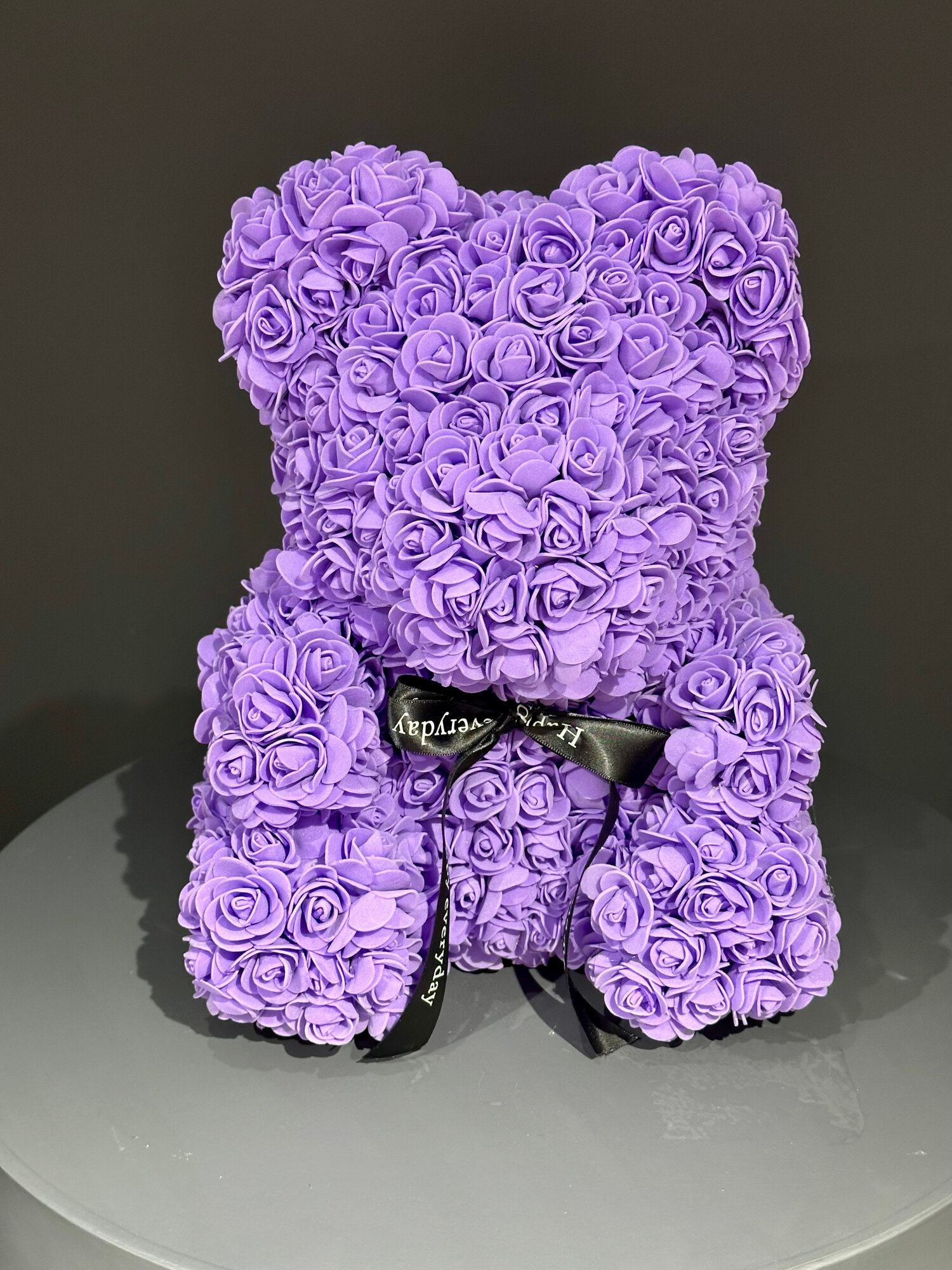 Цветочный мишка из роз сделанных из фоамирана для самой очаровательной леди