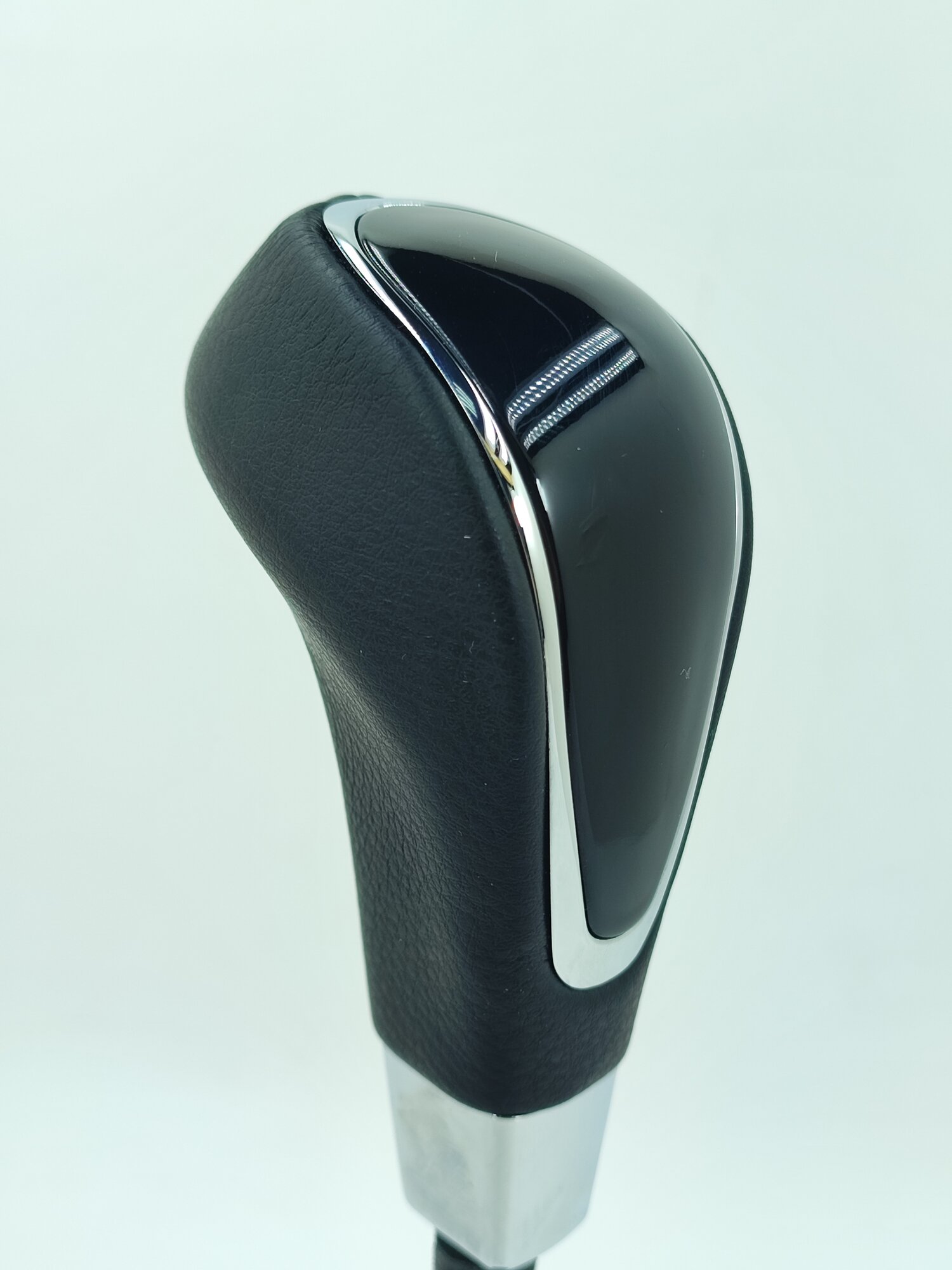 Ручка для автоматической КПП Hyundai Accent 2012-2014 г/ Elantra 2011-2013 г.