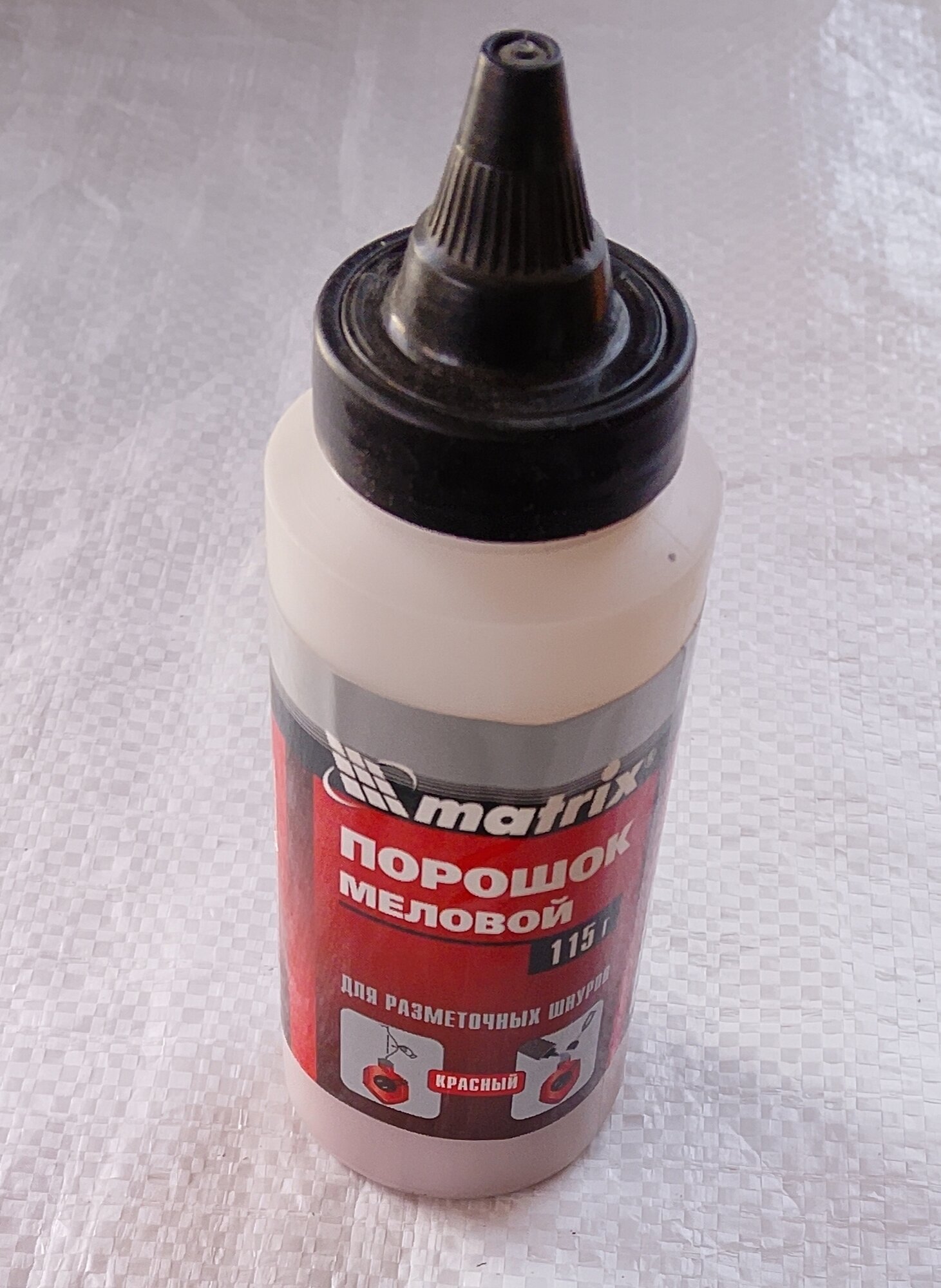 Порошок меловой MATRIX красный 115 гр. для разметочных шнуров, в комплекте 2 штуки.