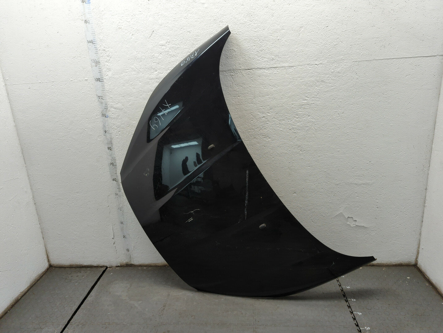 Капот Ford Fiesta Б/У