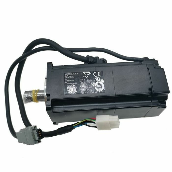 Модуль YASKAWA SGM7J-04AFC6E Servo Motor