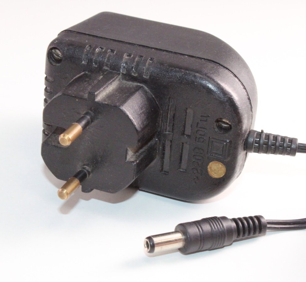 Блок питания AC 9V-1,3A (для модема)