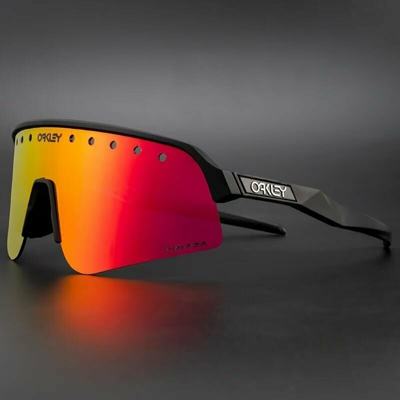 Солнцезащитные очки Oakley