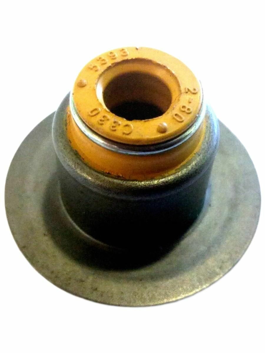 Колпачок КАМАЗ, ПАЗ, ГАЗ дв. CUMMINS ISBe, ISDe, ISF3.8 маслоотражательный