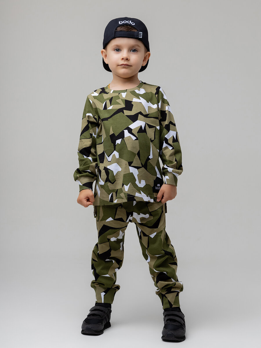 Костюм спортивный