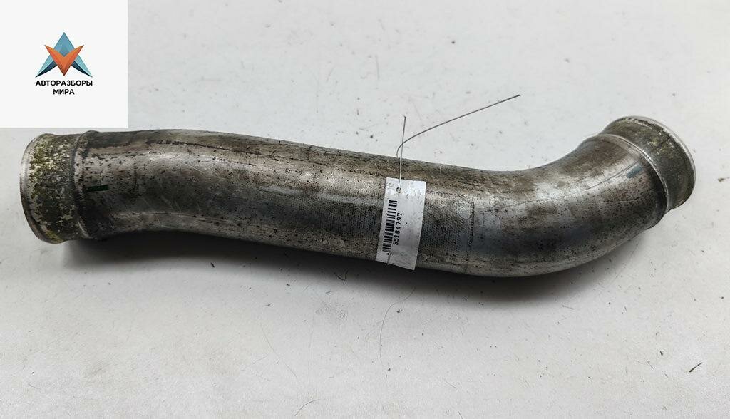 Патрубок интеркулера BMW 5 E39 рест. 2001