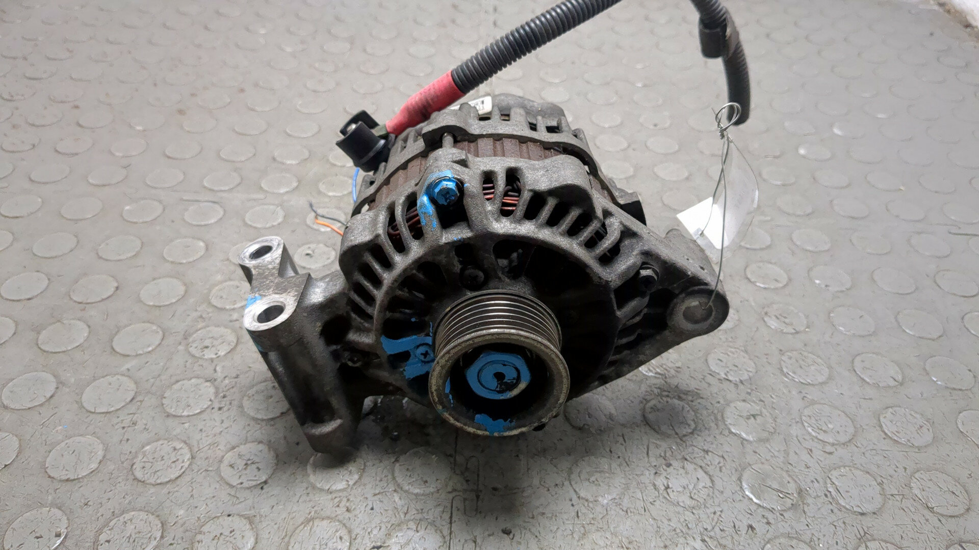 Генератор Ford Fiesta Б/У