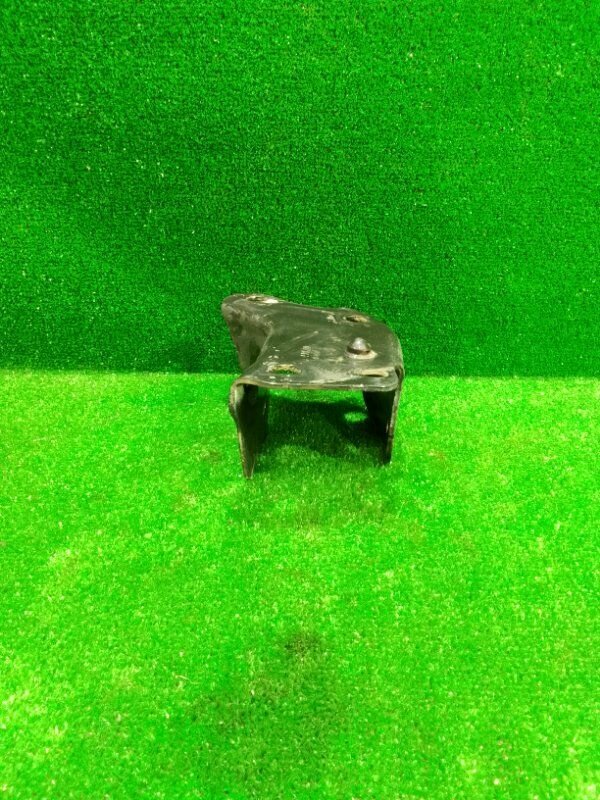 Крепление балки задней Renault Sandero 1 Б/У с пробегом