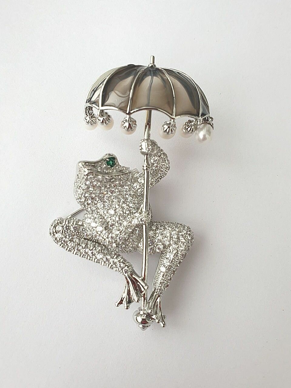 Брошь, жемчуг культивированный, стразы, фианит