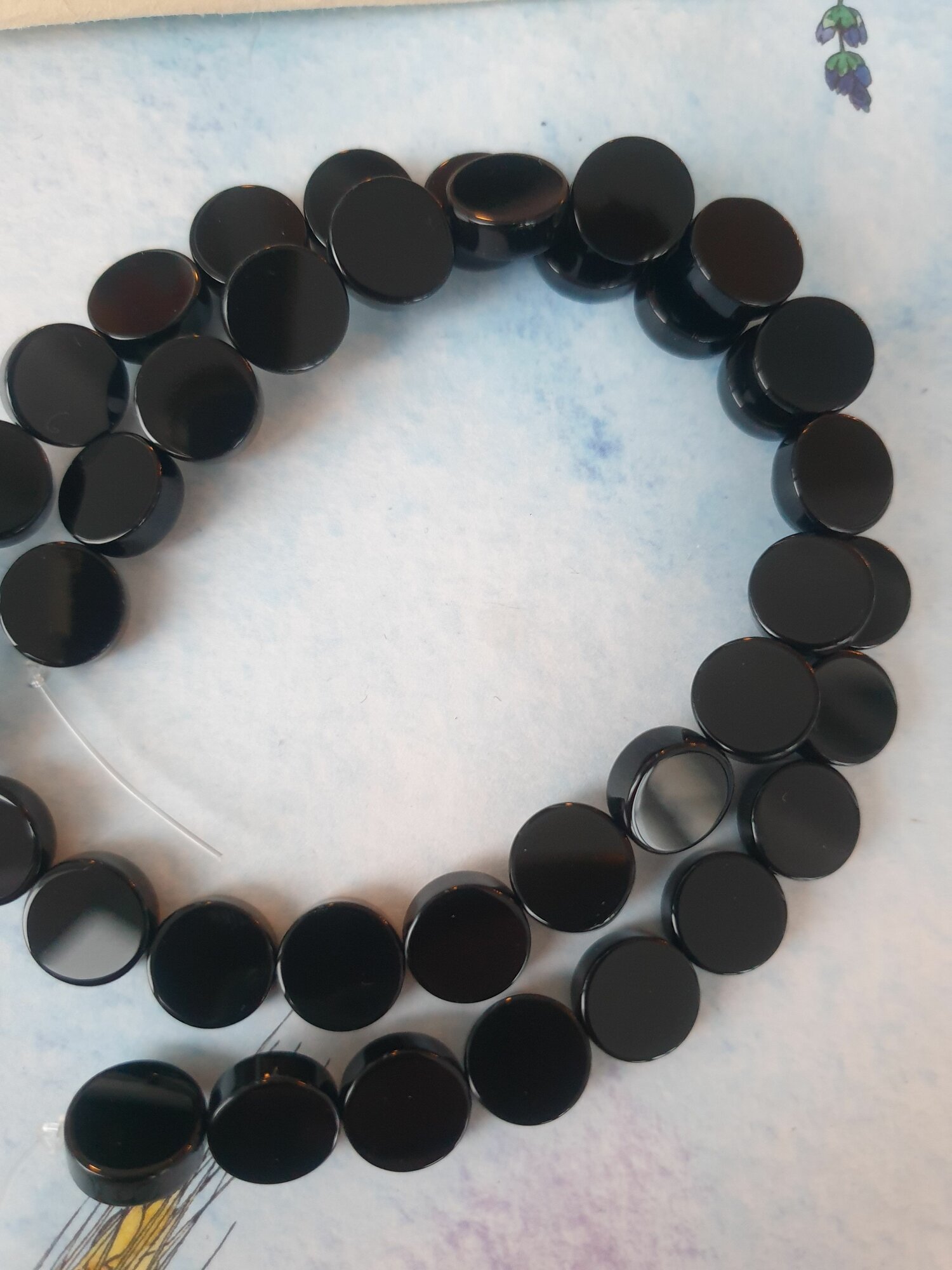 Бусины "Монета 8мм", 48шт, цвет: черный глянец, материал: обсидиан. Коллекция "Бусины"