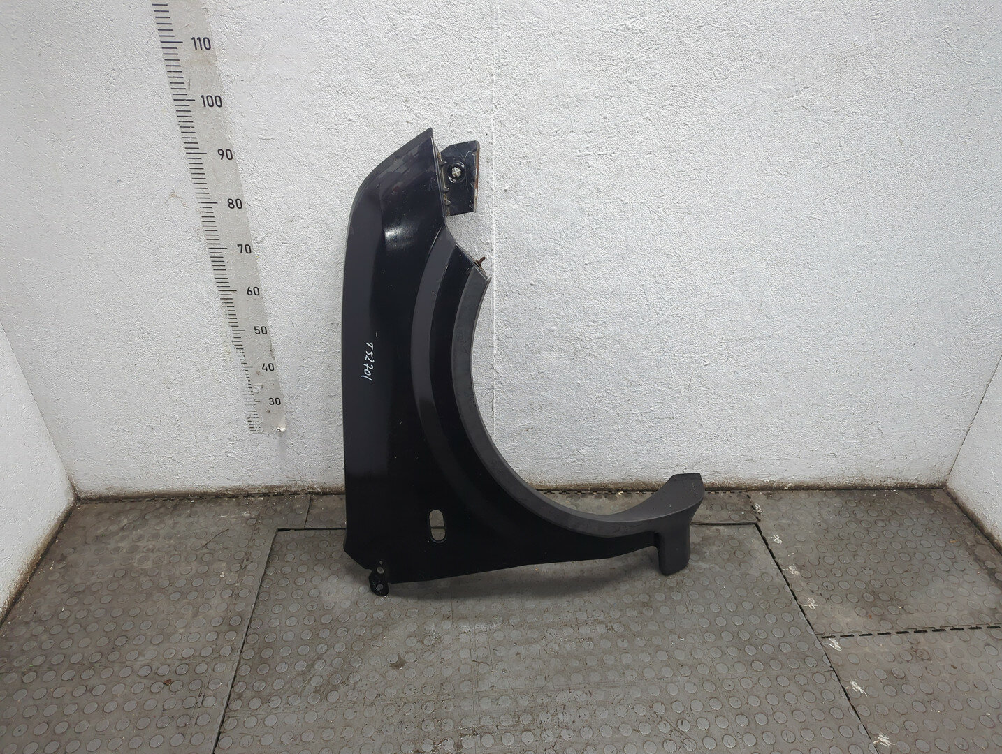 Крыло правое переднее Ford Fusion Б/У