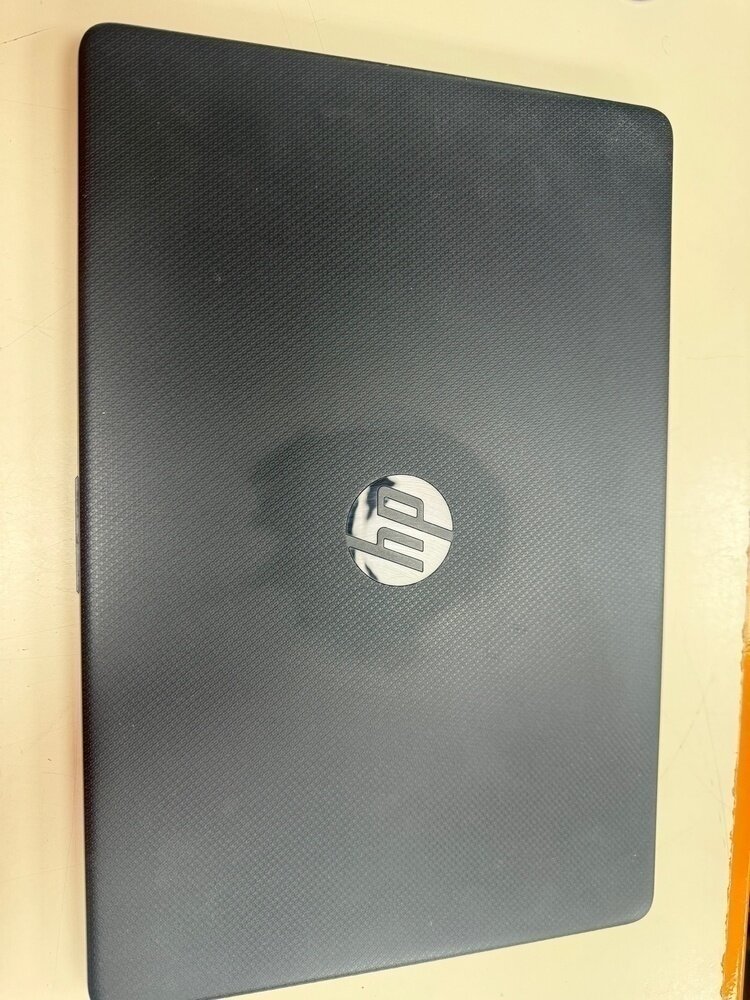 15,6" Ноутбук HP Laptop 15S-EQ1311UR (3V7F8EA) серый - 1920x1080, IPS, AMD Athlon Gold 3150U, ядра: 2 x 2,4 ГГц, 4 ГБ, SSD 128 ГБ, AMD Radeon Graphics, Windows 10 Home Б/У уценка