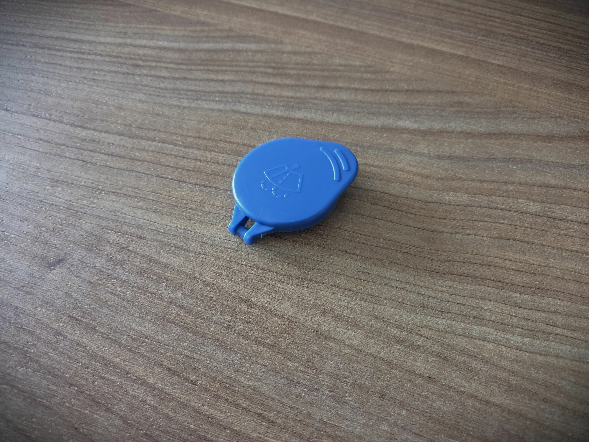 Крышка бачка стеклоомывателя на Форд Фокус 2 (2005-2011 г. в.)