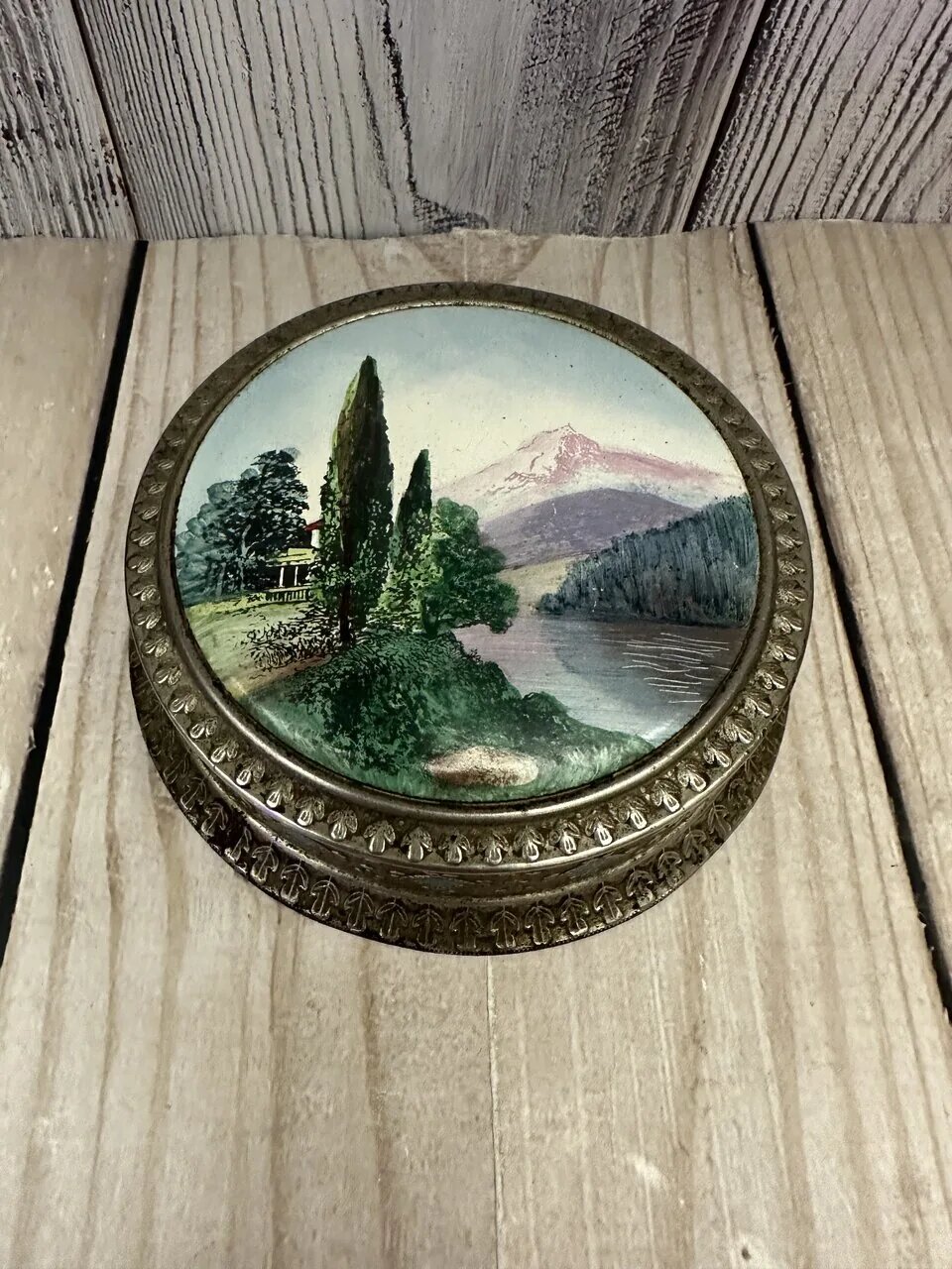 Шкатулка для украшений Лэнэмалер винтажная 1960 годы СССР с росписью