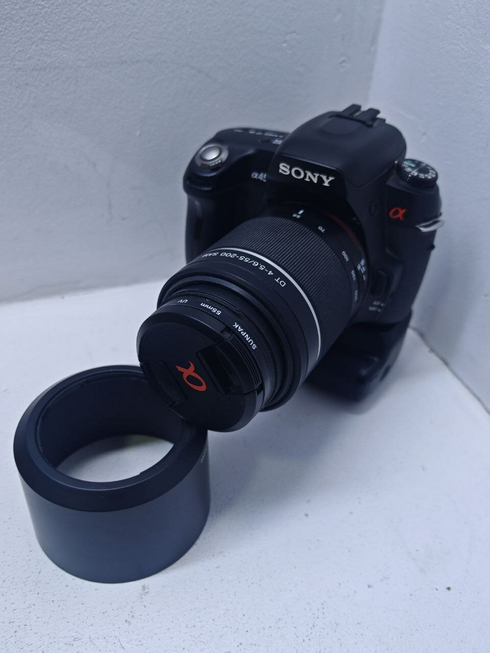 Фотоаппарат Sony DSLR-A450, матрица Exmor R, 55-200mm объектив, зеркальный