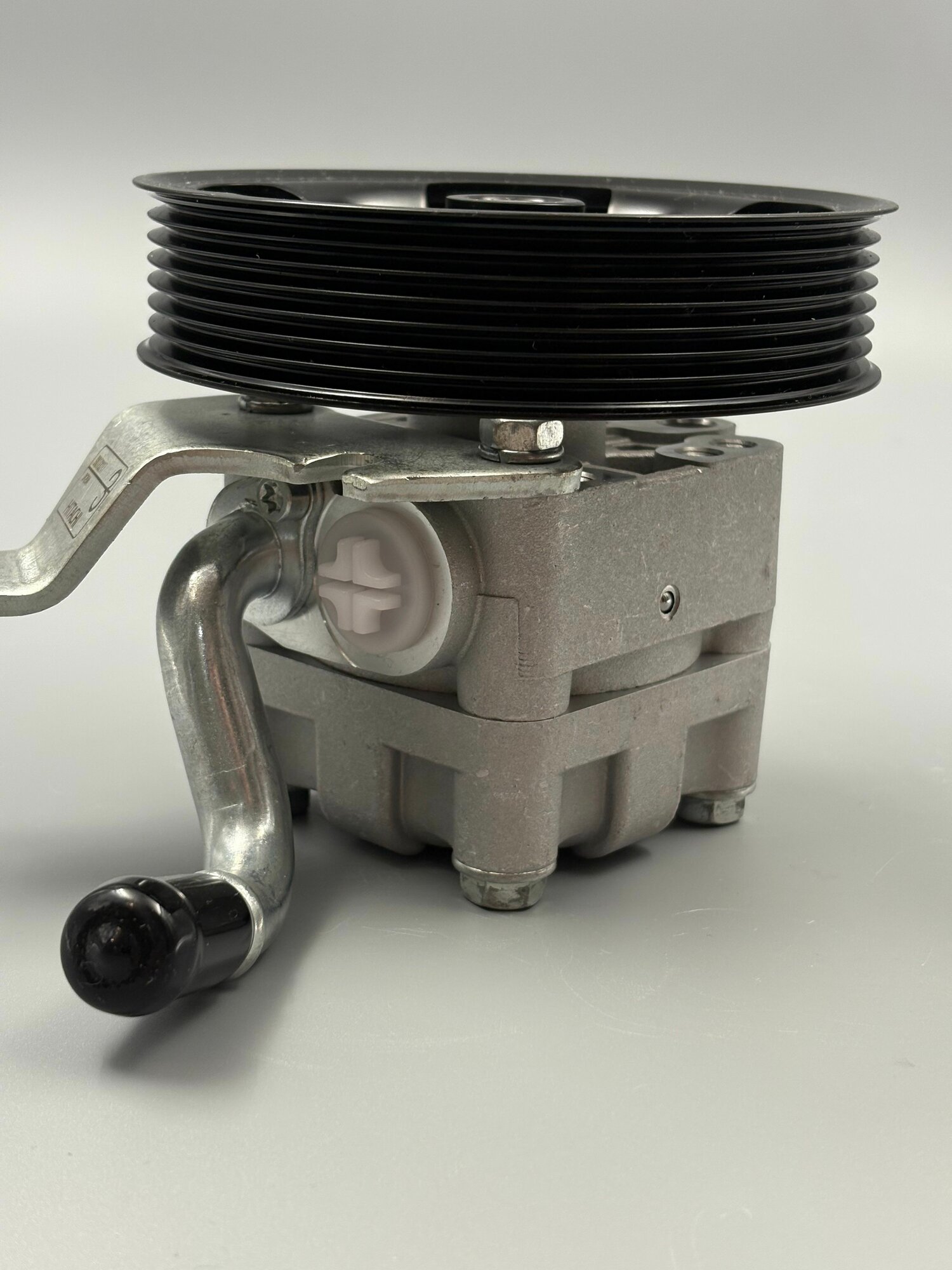 Насос гидроусилителя Infiniti 491101CB0B оригинал