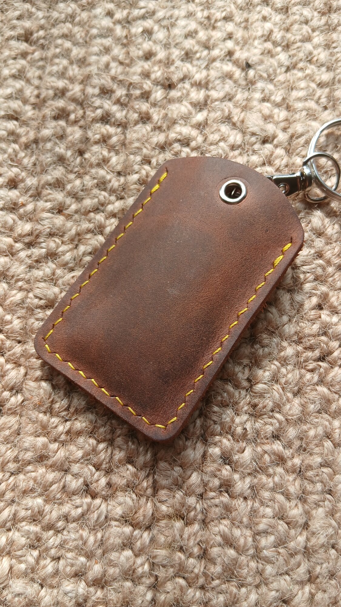 Чехол-брелок из натуральной кожи Крейзи Хорс (Crazy horse) для электронного ключа ПИК, Дом. ру, Тройка, Подорожник, Стрелка, ISBC, AIRTAG