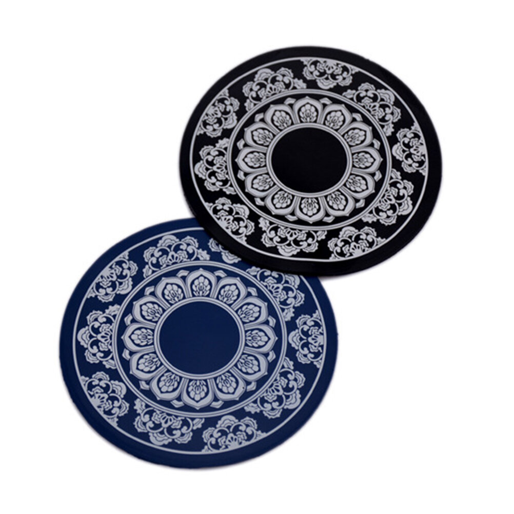 Противоскользящий коврик для телефона в автомобиле (черный)