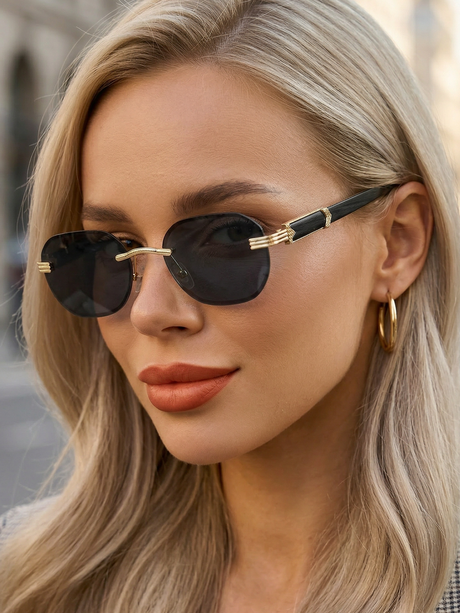 Солнцезащитные очки