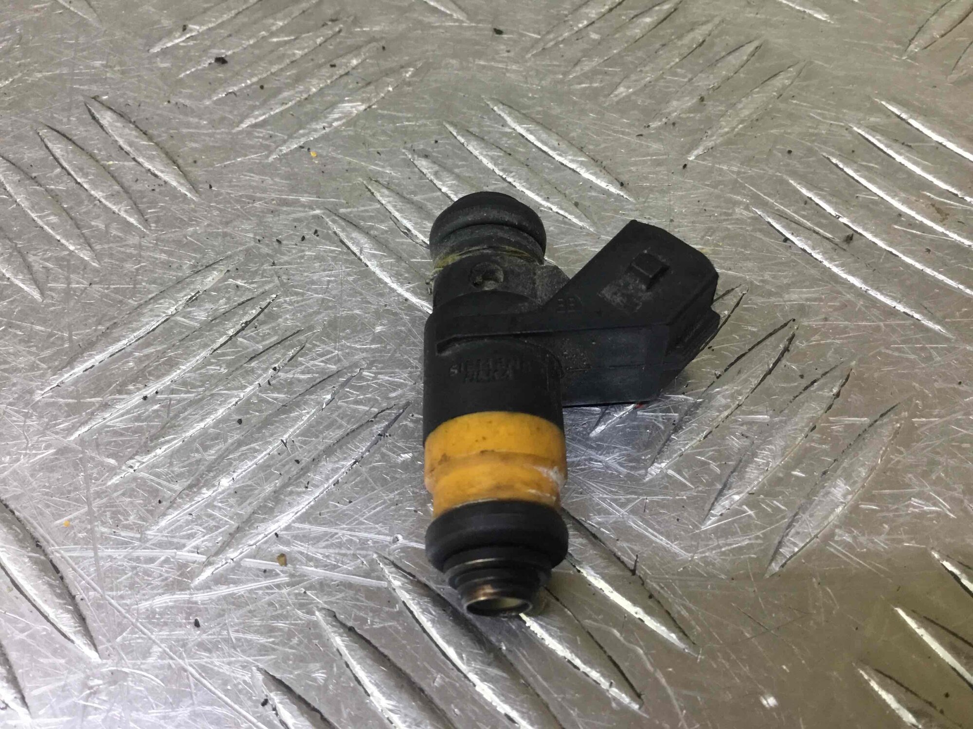 Б/У Форсунка Renault Clio 2 поколение [рестайлинг] (2001-2005) 2003 г.