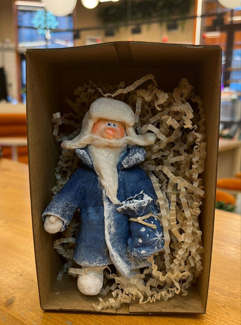 Елочная игрушка "Дед Мороз синий" O.flowers, вата, ручная работа