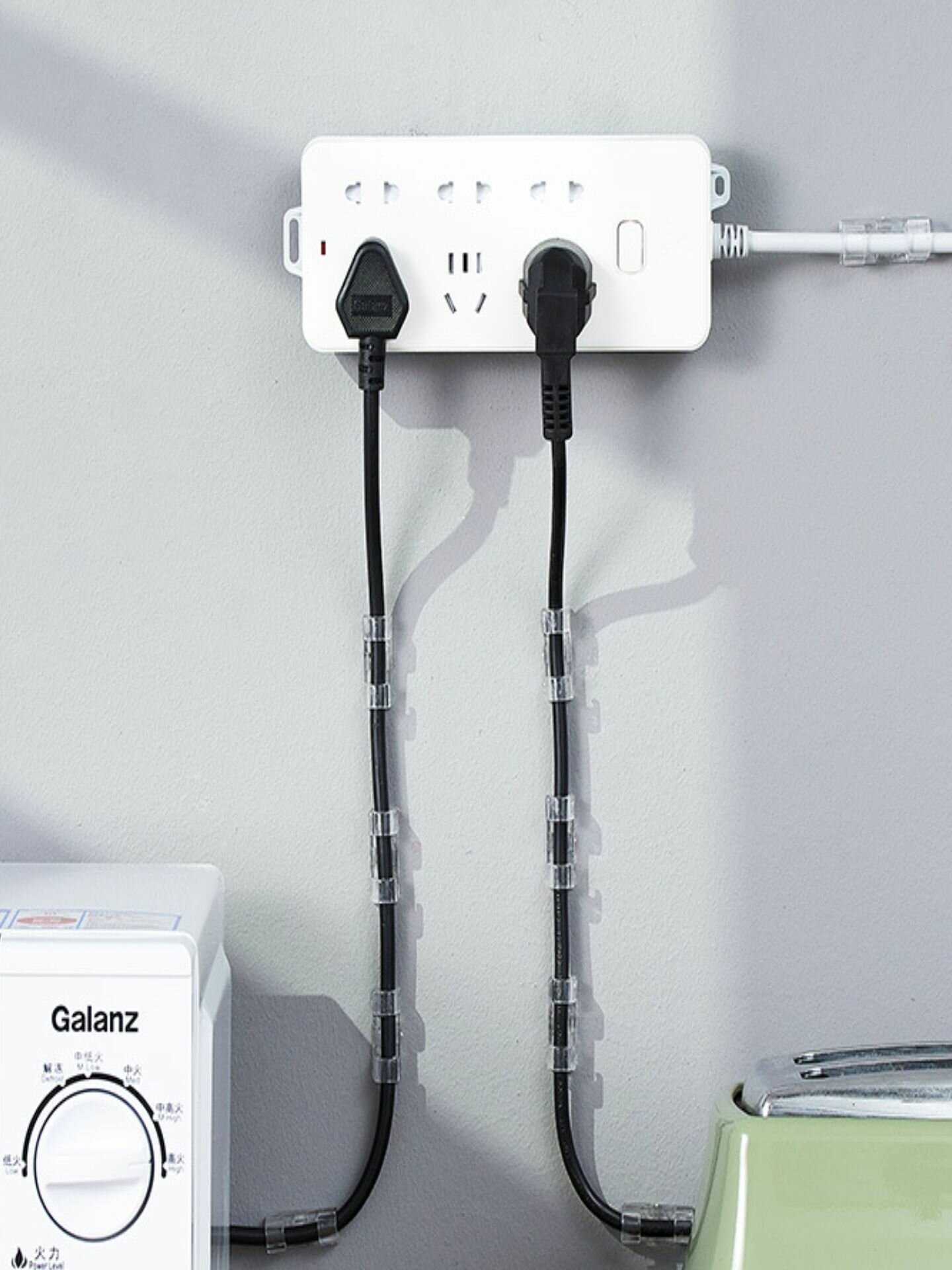 Держатель проводов 6-8 mm набор из 40 шт/органайзер для кабелей/ клипсы для гирлянд самоклеящиеся на прозрачном скотче