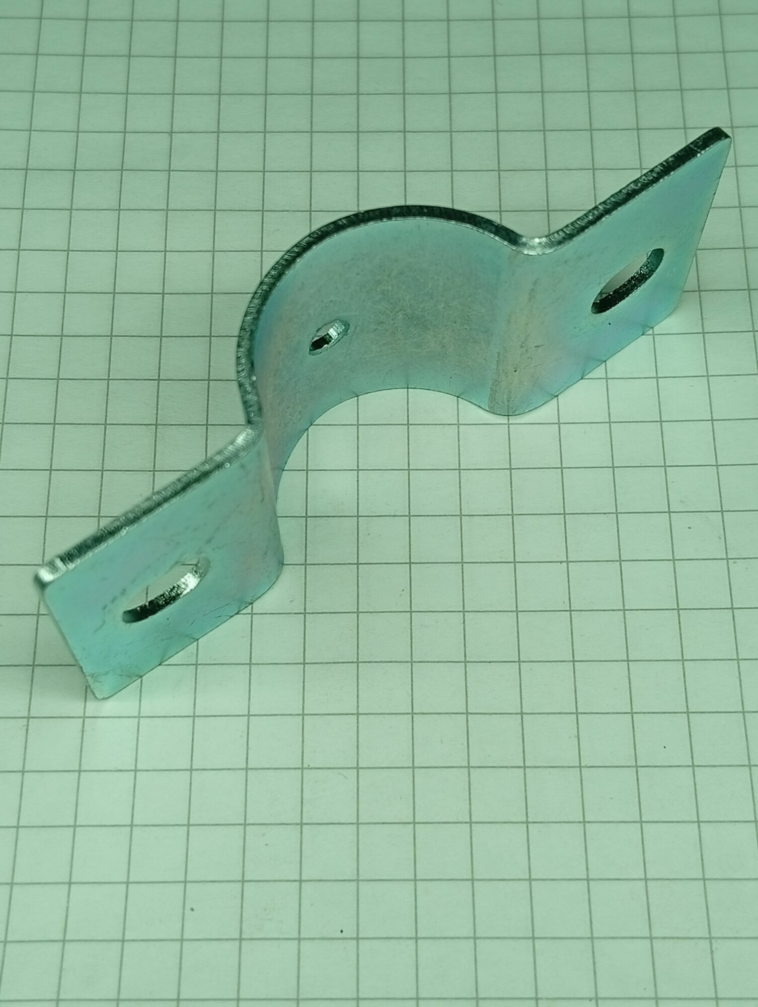 Кронштейн крепления защитного кожуха (на штангу 26мм)