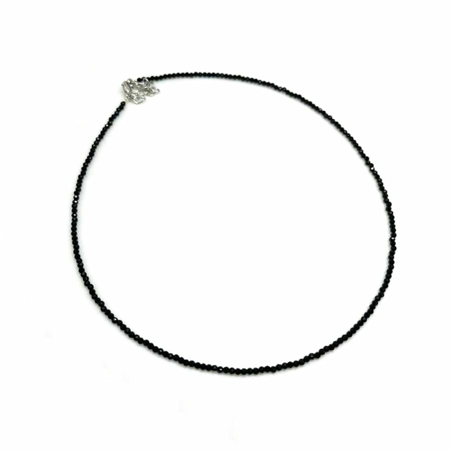 Бусы, шпинель