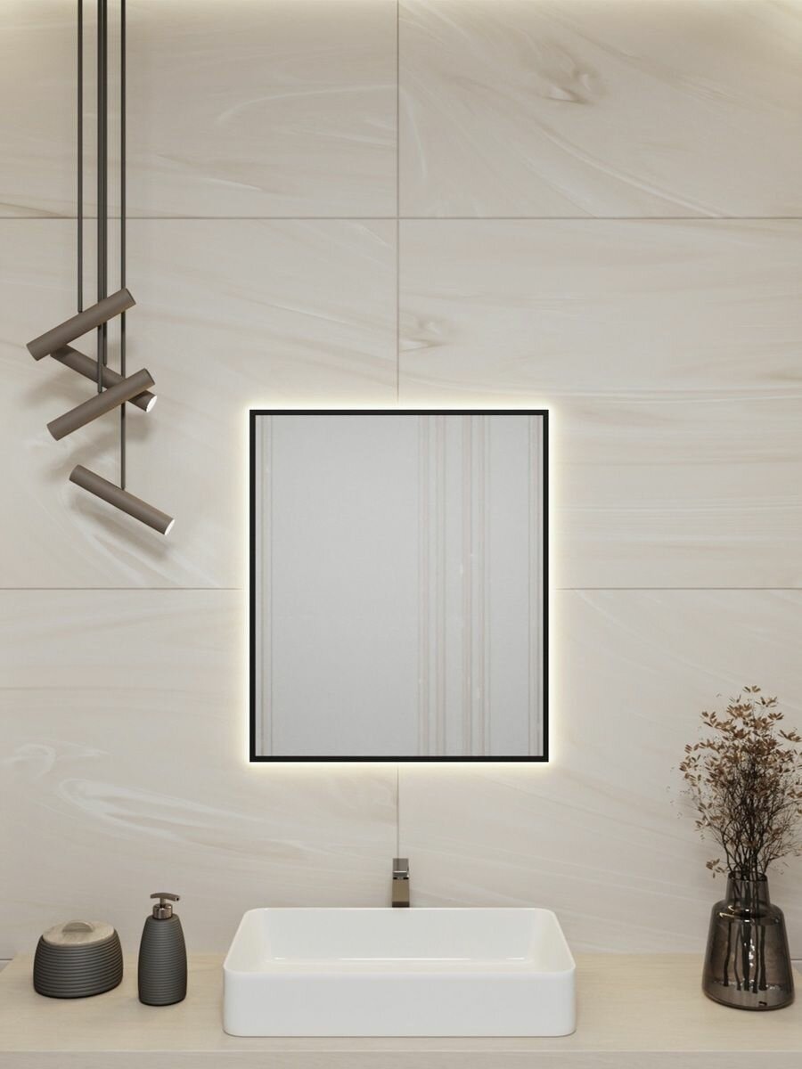 Зеркало в ванную 70х60 см. черное с подсветкой. Свет: Нейтральный белый 4500К. В алюминиевой раме настенное BLX MIRROR