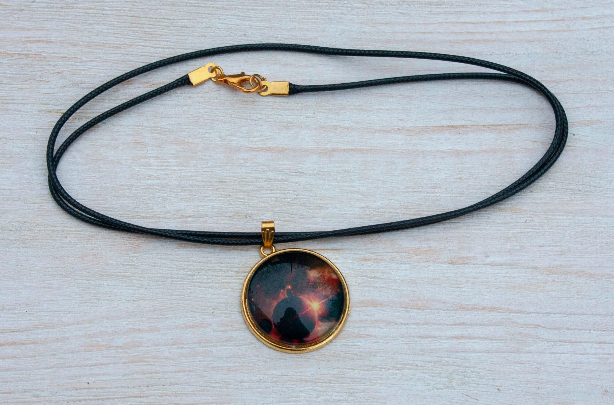 Подвеска, стекло