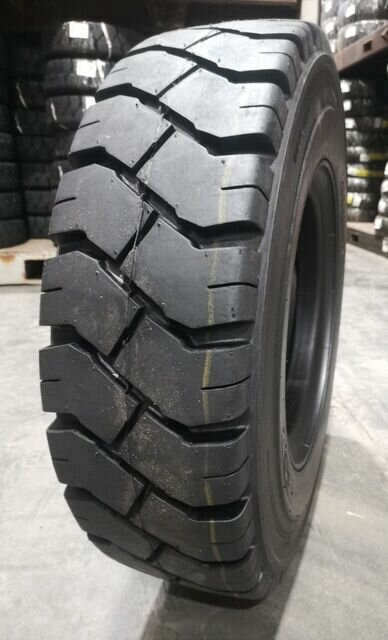 Шинокомплект 7.00-15 14PR Greckster IND01