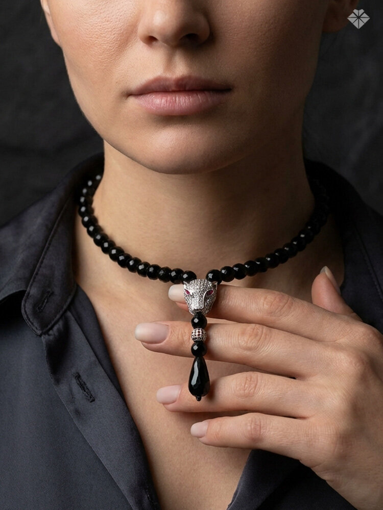 Бусы, оникс