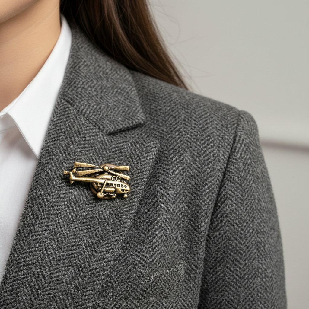 Брошь, янтарь