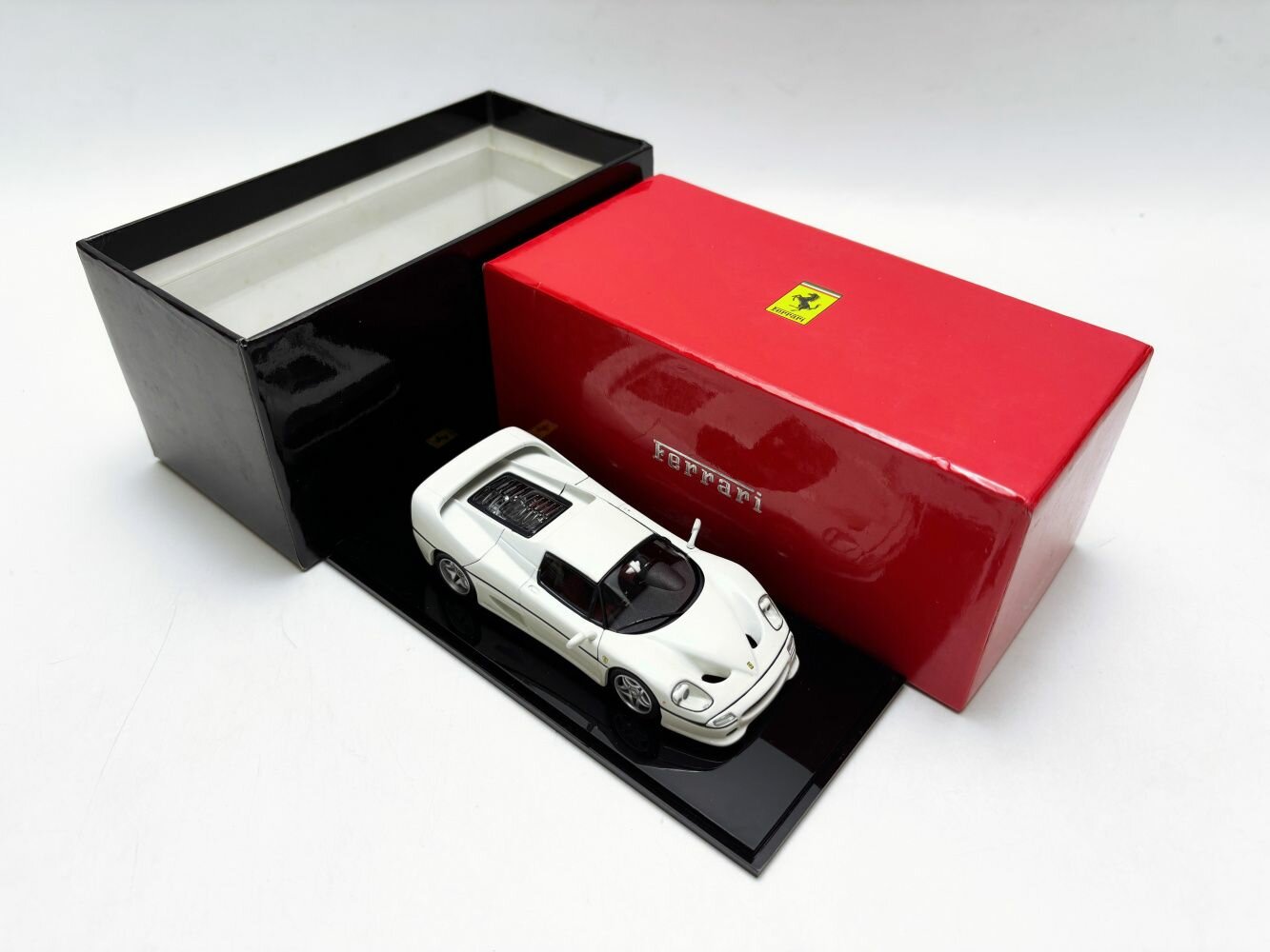 KYOSHO 1/43 Ferrari F50 Литая модель автомобиля Коллекционное издание