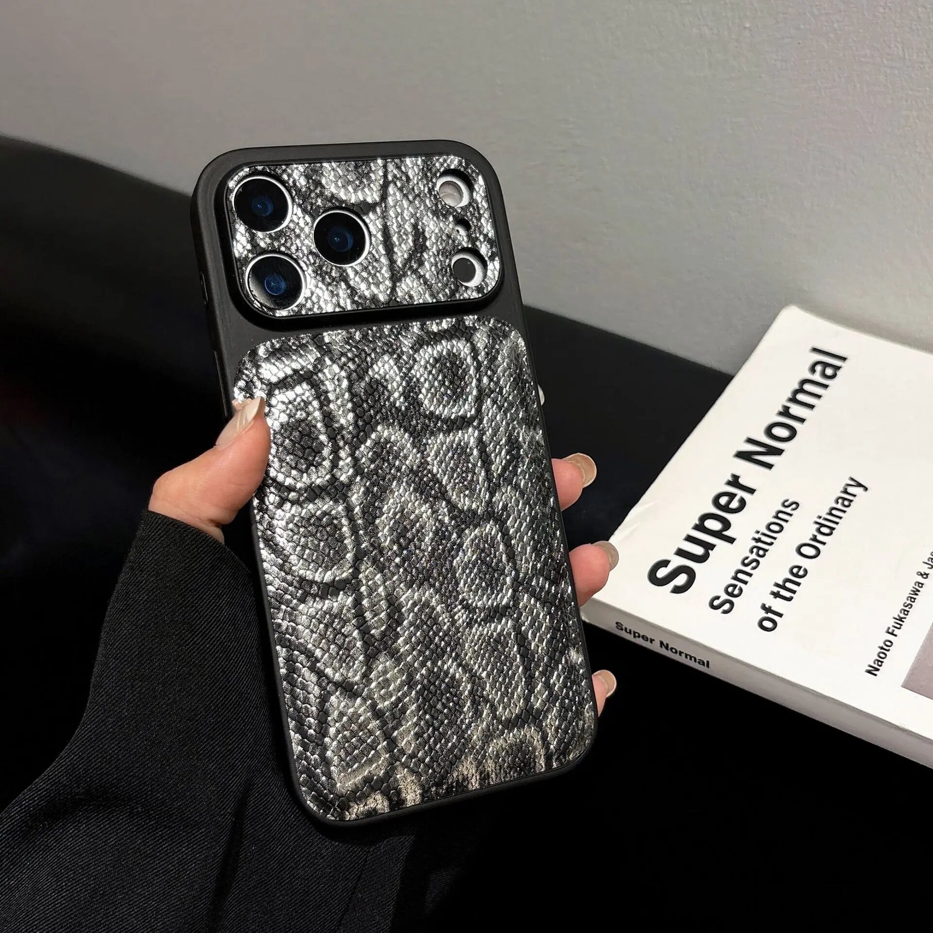 Чехол для телефона с рисунком змеиной чешуи Python Wildness Art для iPhone 02, for iPhone17 Pro Max