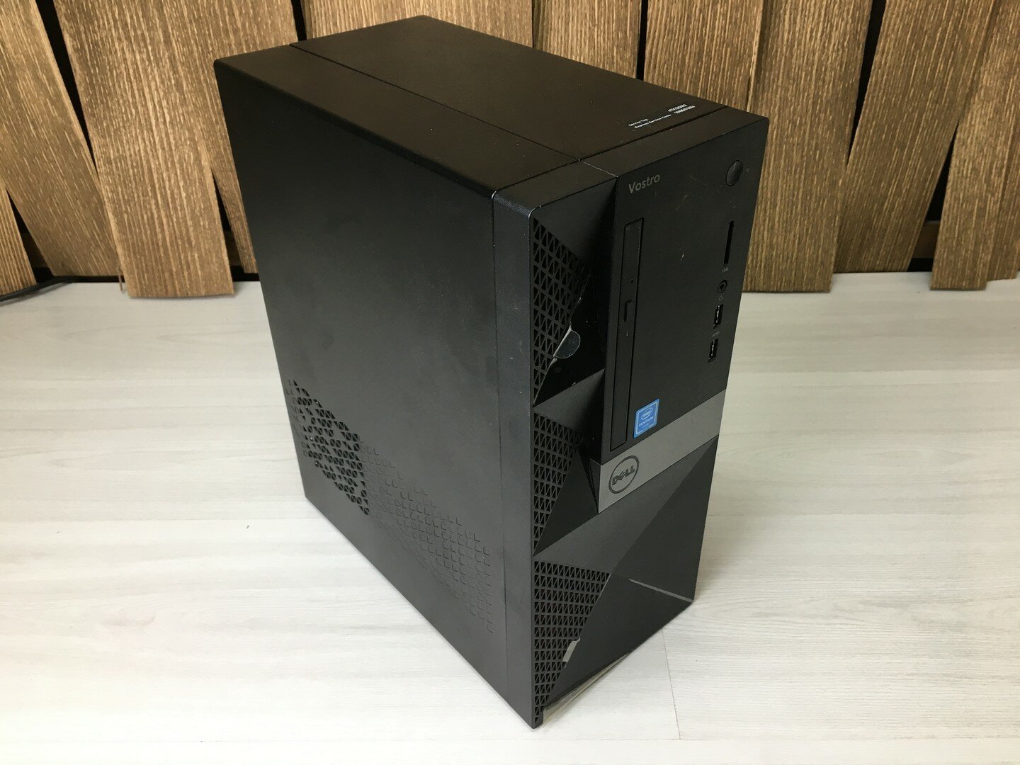 Системный блок Dell Vostro 3668 Core i5-6500, DDR4 8Гб, SSD 256Гб, DVD-RW, Windows 10 черный