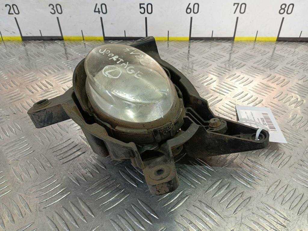 Фара противотуманная передняя Б/У для Kia SPORTAGE II рестайлинг (2008—2010) 92201-03000