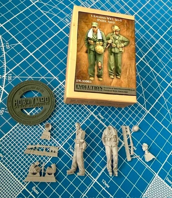 EM-35065 Фигурка для самостоятельной росписи 1:35 U.S. marines. WW2. Pacific ocean