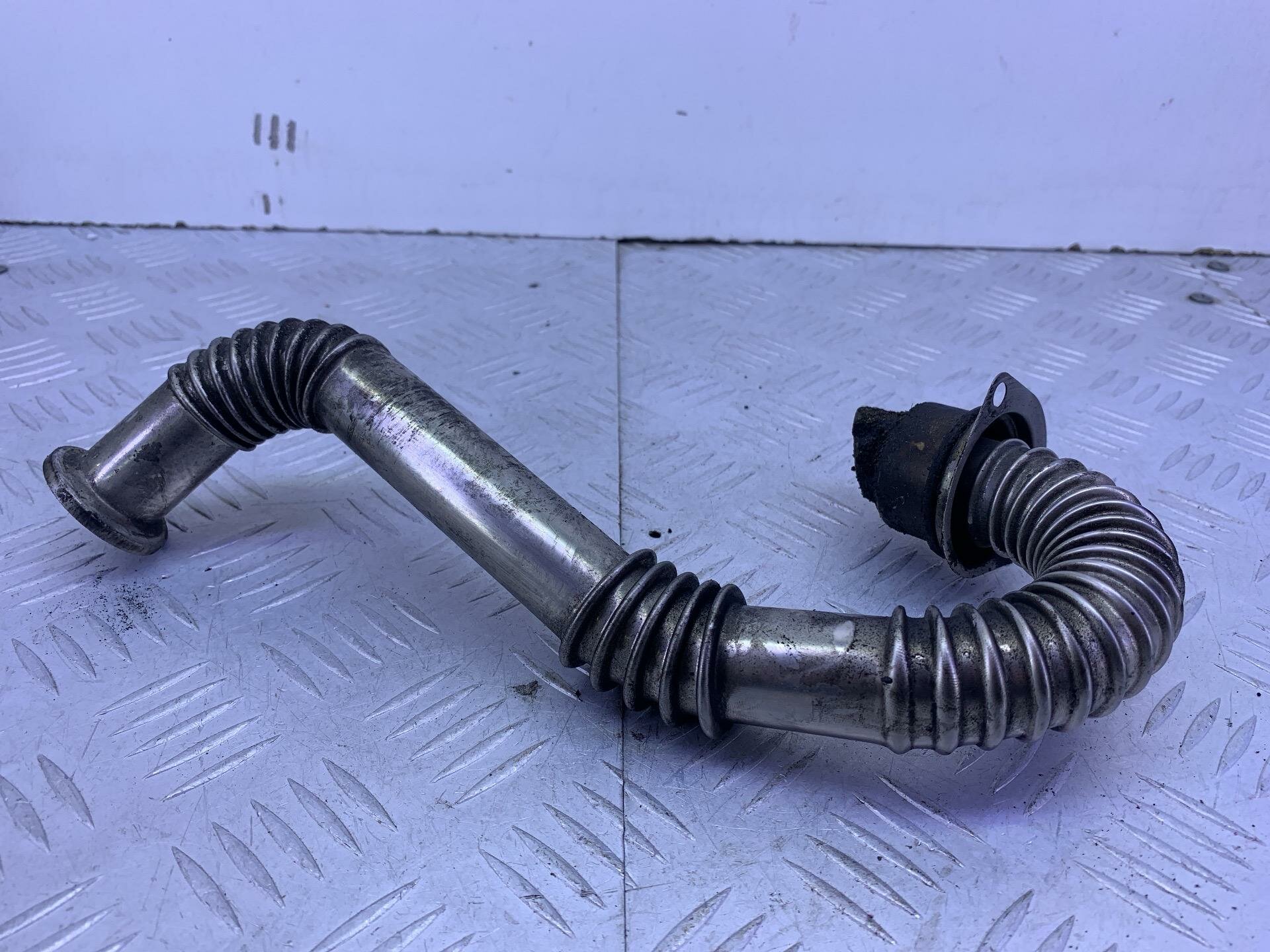 Патрубок (трубка) EGR Ford Focus 2 рест. (2007 - 2011) 9646996980