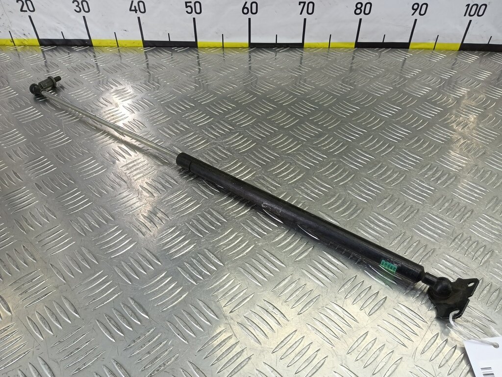 Амортизатор крышки багажника Б/У для MITSUBISHI LANCER IX рестайлинг (2005—2010) 5802A023