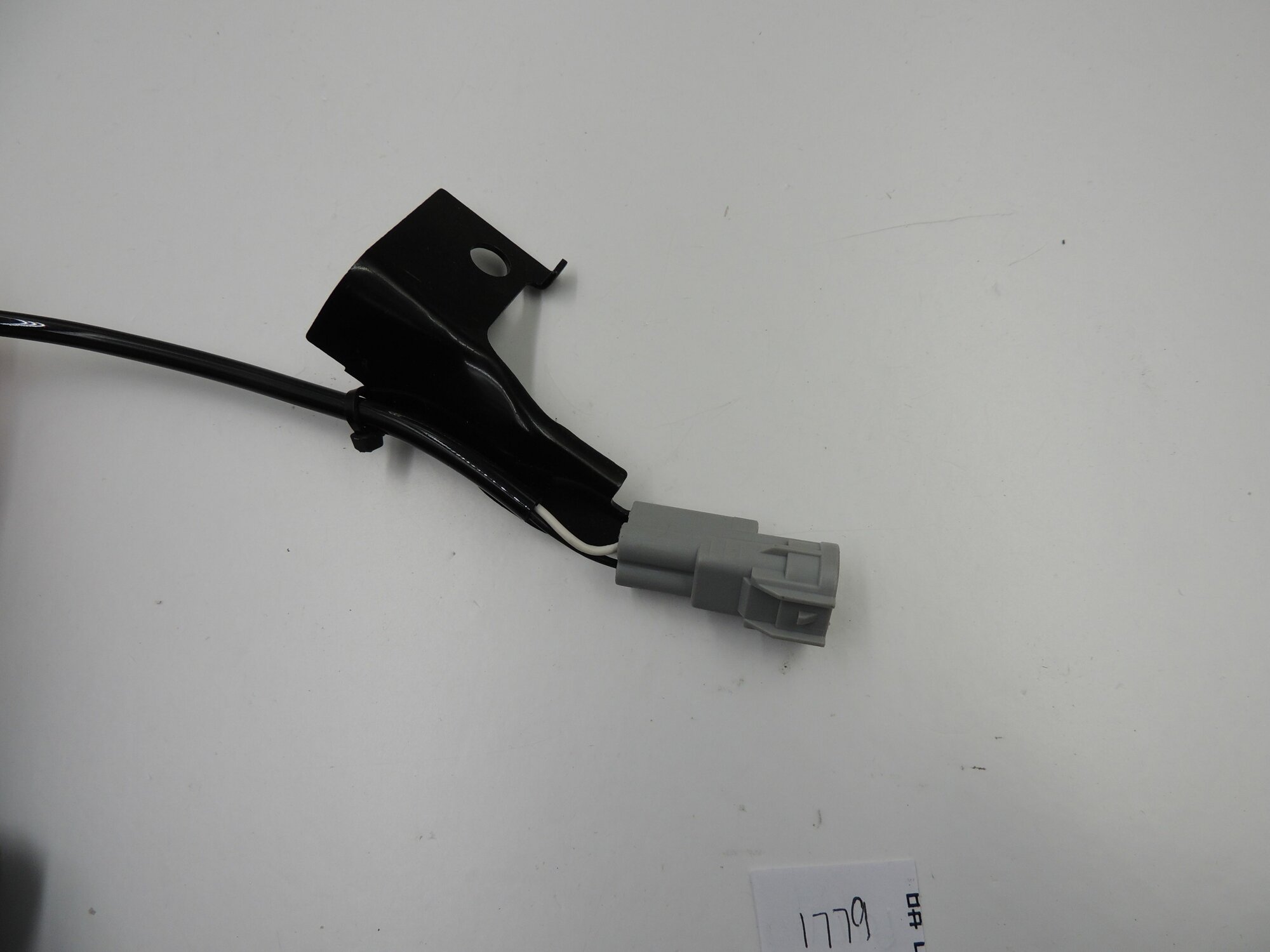Датчик ABS 89546-71030 Toyota