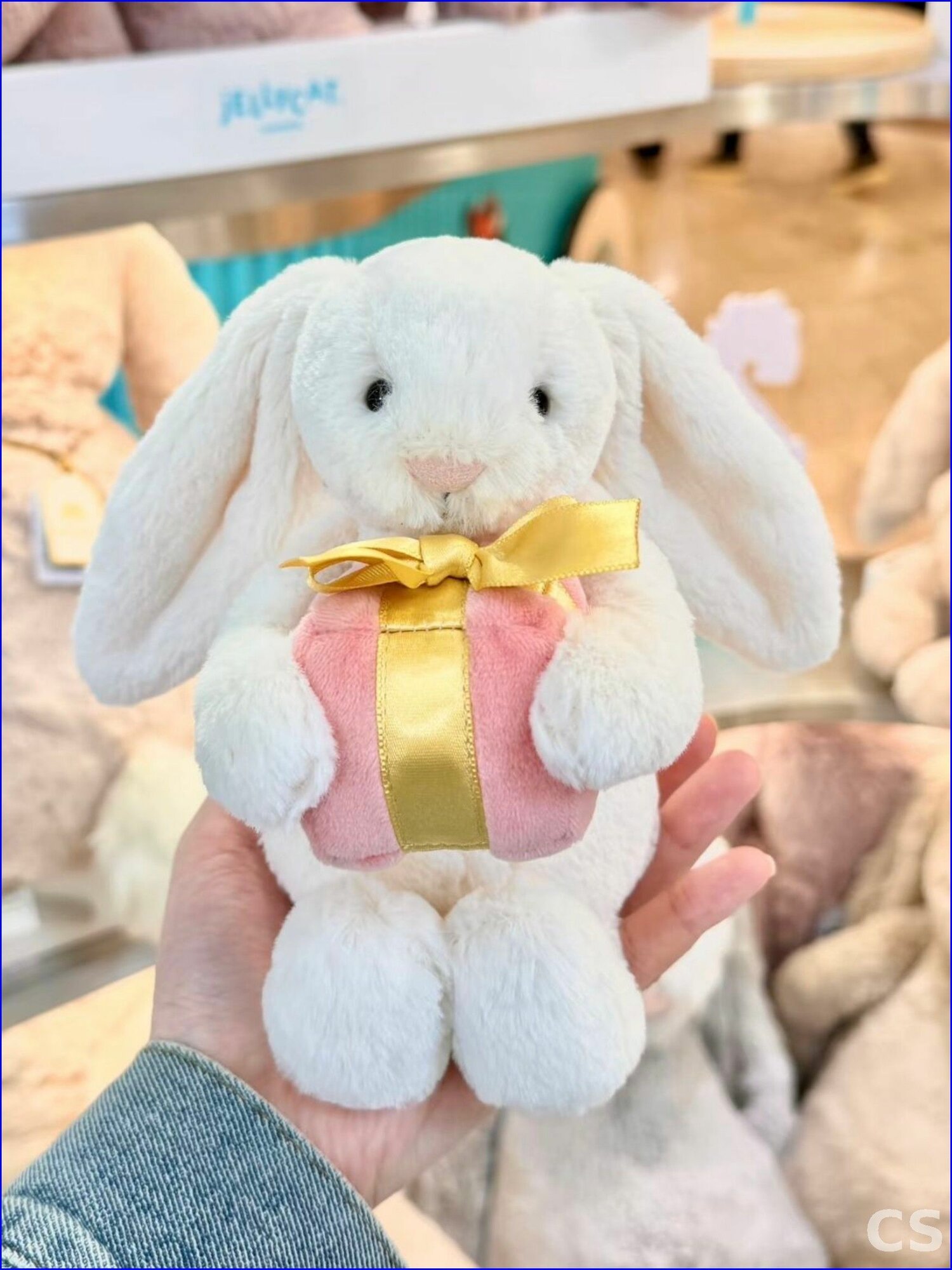 JELLYCAT 20cm/Кролик Банни держит в руках подарок/милую плюшевую игрушку
