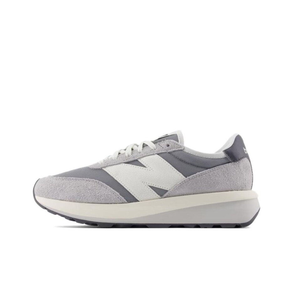 Кроссовки New Balance 370, размер EU 38 стопа (23.5CM), серый — фото 1