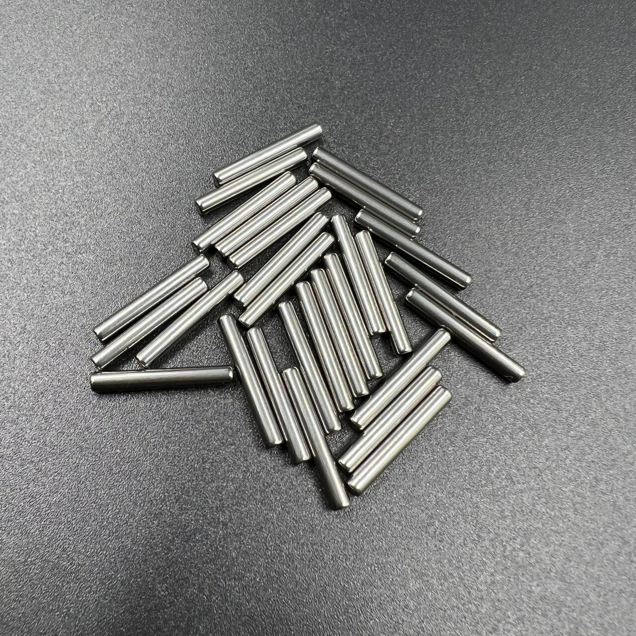 Ролик насыпного подшипника поршневого пальца (комплект 28 шт) Yamaha 60-70 (Kacawa)