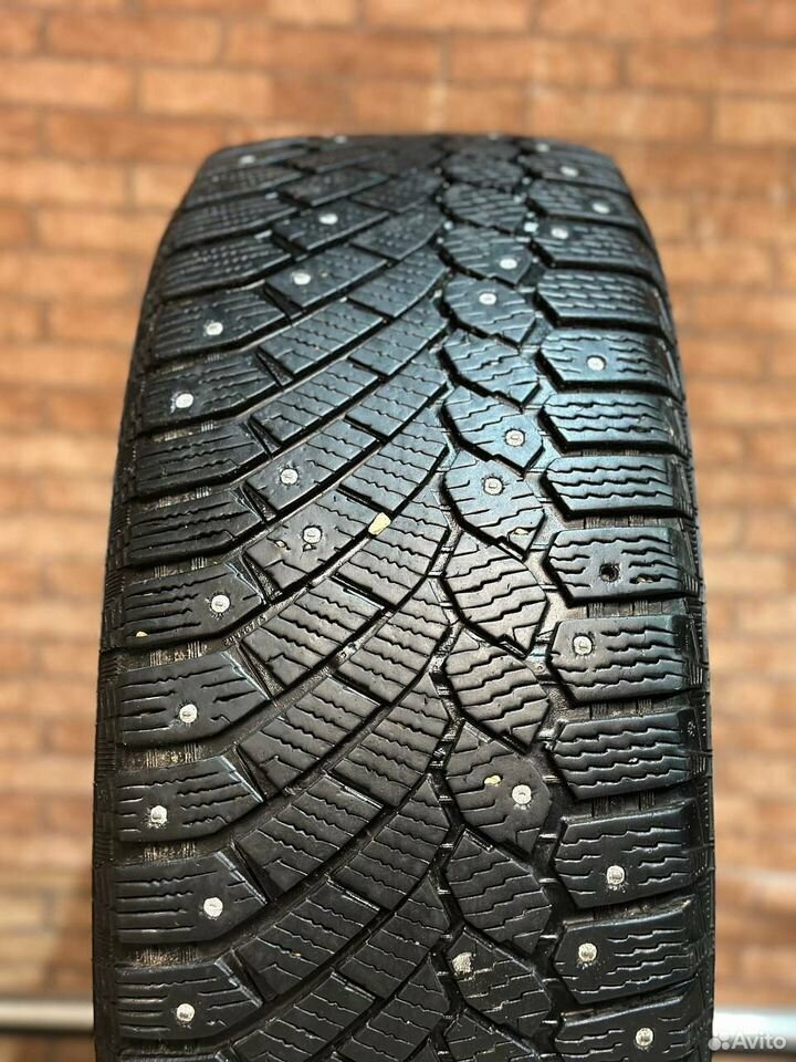 Continental ContiIceContact 4x4 235/55 R17