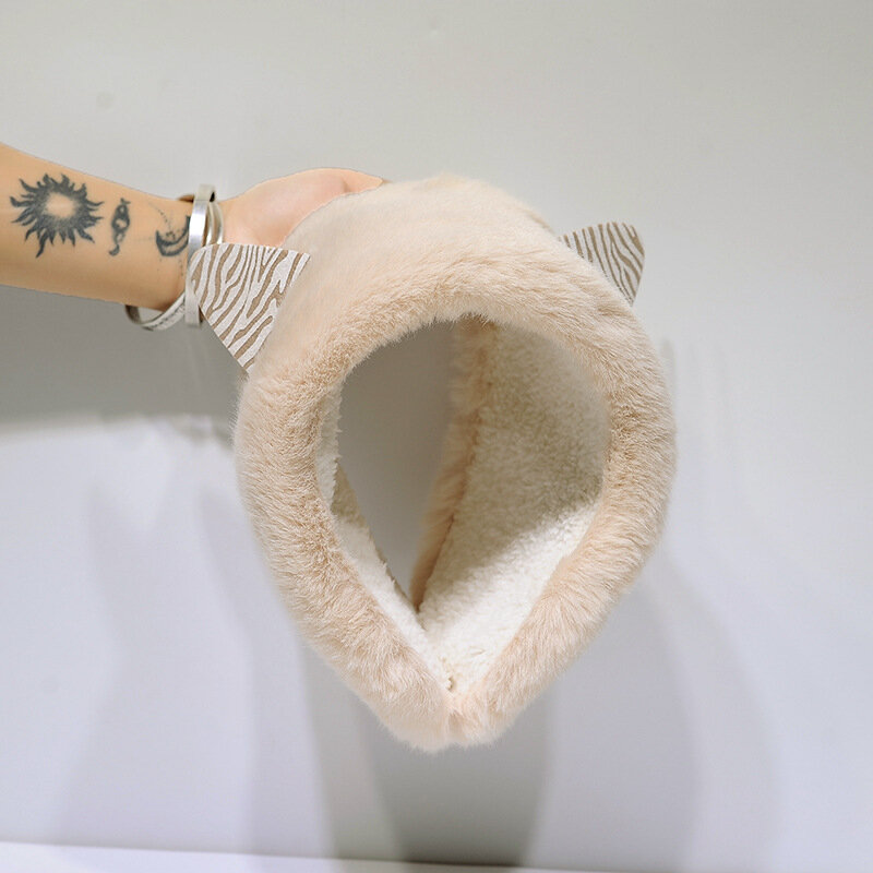 2026 Новейшая шапка с защитой для ушей для женщин, осенняя и зимняя повязка, наушники, теплый корейский стиль, милые и симпатичные плюшевые наушники, грелки для ушей, подушечки для ушей