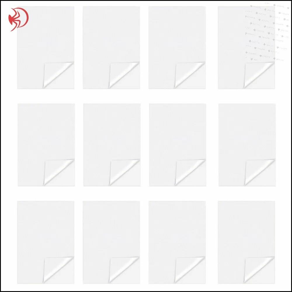 12 листов водорастворимого флизелина А5 на клеевой основе.