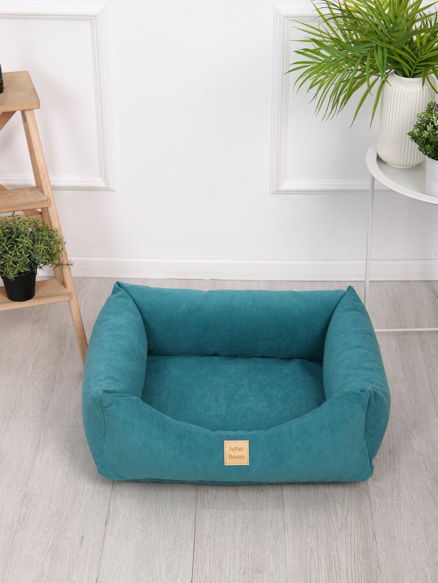 Лежанка для собак со съемным чехлом IvPetRoom Comfort S 60x50 микровелюр